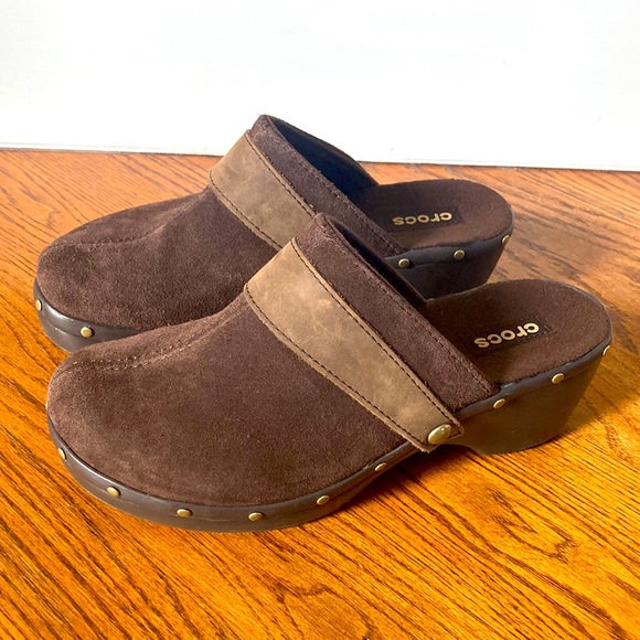 CROCS | Shoes | Crocs Cobbler Clogs Mules Studded Suede Leather Women ...